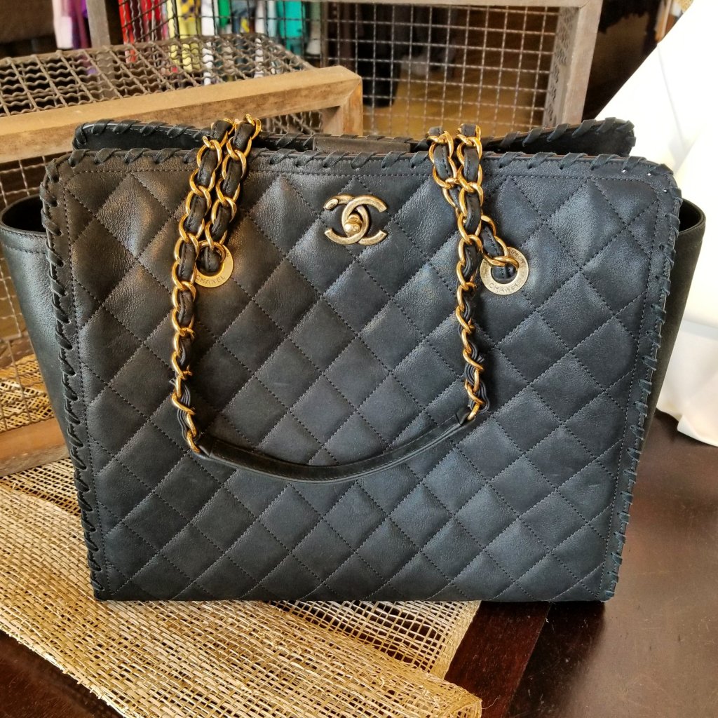 millie mango | (a pre-loved clothing store)